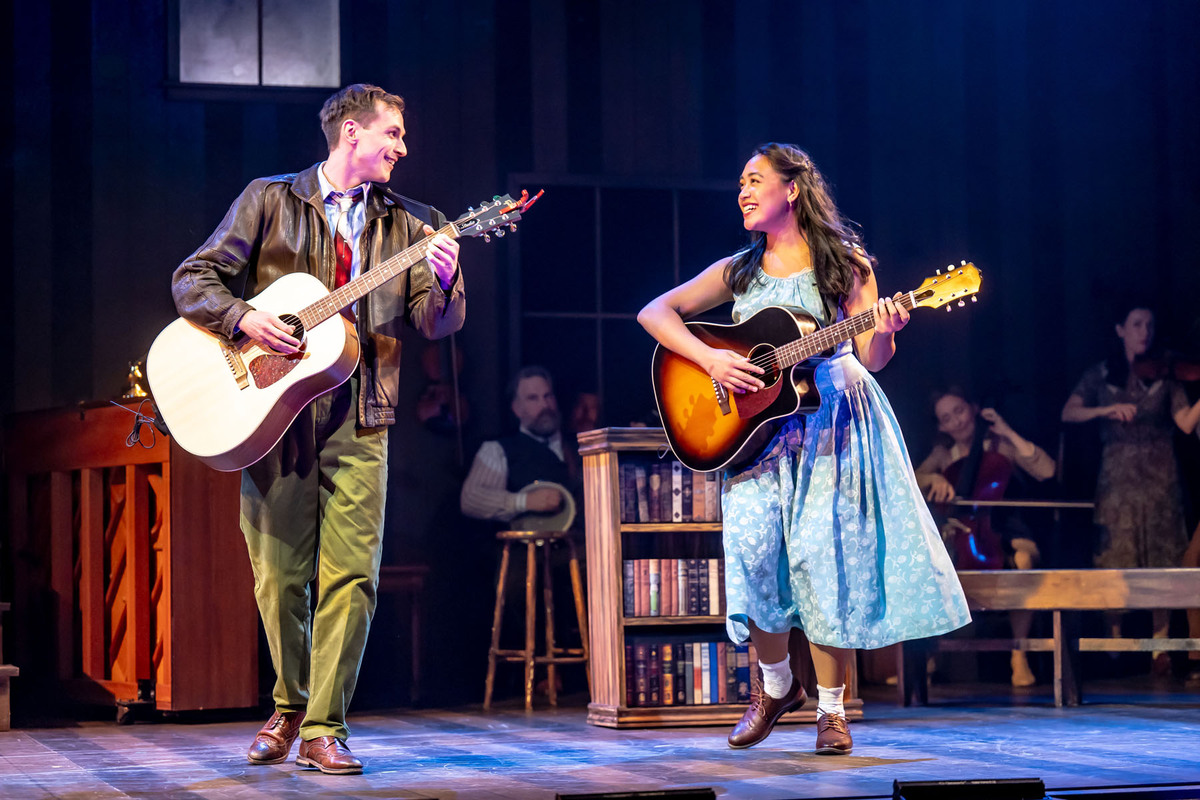 Bright Star Tickets | Mirvish